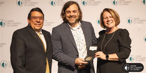 M Éric Bonneau Récipiendaire Du Mérite Du Ciq Ordre Des Chimistes Du Québec