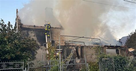 россия в очередной раз массированно атаковала Украину ракетами и дронами Взрывы раздавались в