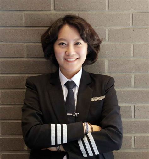 Fn이사람 조종사 꿈꾸던 승무원 5년만에 이뤘네요 파이낸셜뉴스