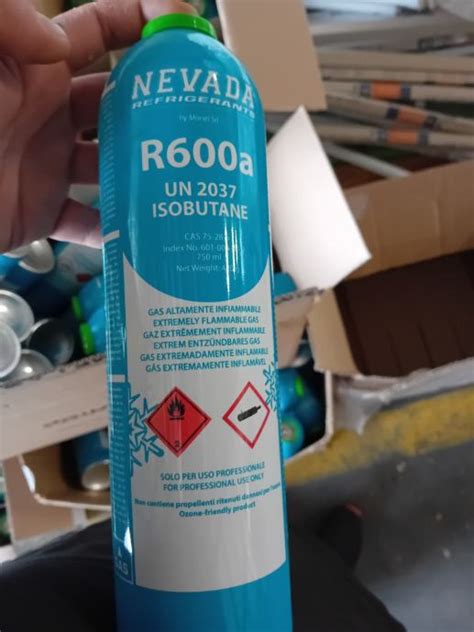 R600a prodajem plin