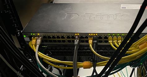 D Link Integra Switches De Alto Rendimiento En El Clúster Computacional De La Universidad Rey