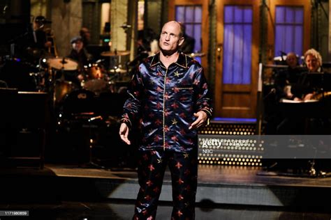 Live Woody Harrelson Episode 1768 Pictured Host Woody News