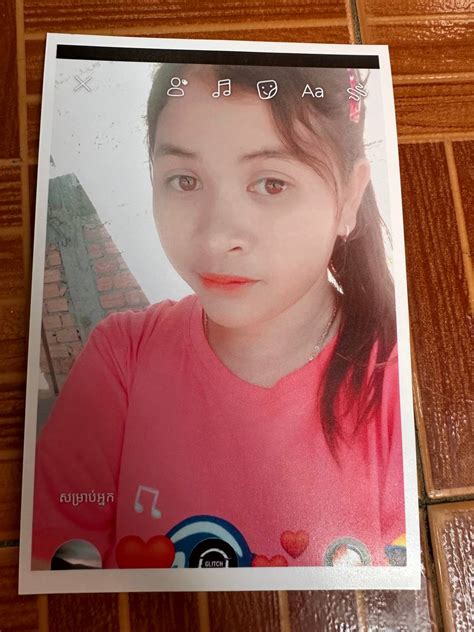 បាត់កូនស្រីជាង២ខែម្តាយកាន់រូបថតទៅប្តឹងនគរបាលសុំកិច្ចអន្តរាគមន៍ សារព័ត៌មាន នគរវត្ត