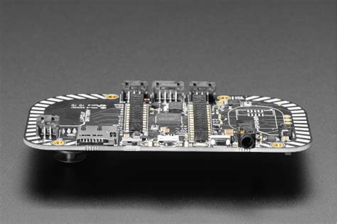 Adafruit Pygamer For Makecode Arcade Circuitpython Or Arduino