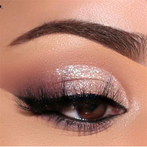 80 مدل سایه چشم جدید، ساده و شیک دخترانه و عروس 2022