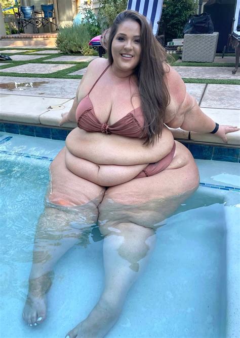 Boberry From Her Vip Set Bikini Shot 2022 09 07 Rboberrybbw