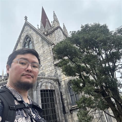 Өчигдөр Вьетнамын эмийн сангаас Баярсайхан Мөнхсайхан Facebook