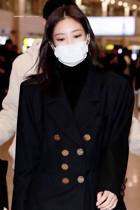 Every Single Outfit BLACKPINK S Jennie Wore To The Airport In December 2019