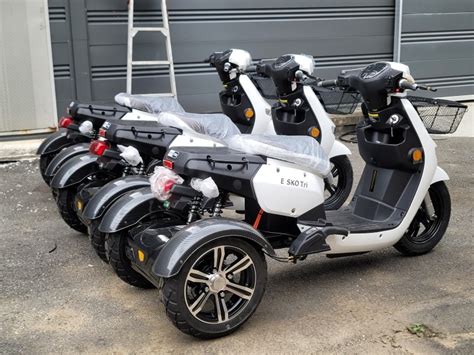 Kr모터스 이스코 트리 전기스쿠터 삼발이 삼륜바이크 세발오토바이 전기오토바이 Esko Tri 네이버 블로그