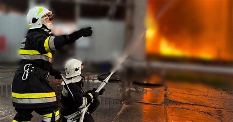 ДСНС пожежу на Київщині що виникла через удар РФ 12 червня загасили