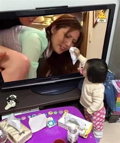Dont Cry Girl R Holup