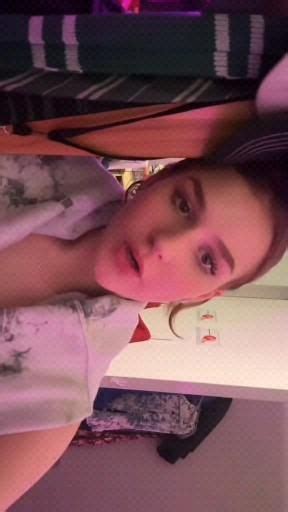 Concrete Thinking How To Make Mod Stackable Sculptures With Concrete Blocks The Horticult