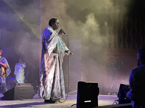 40 Ans Du Dandé Léniol Baaba Maal Confirme Son Titre De Lé Seneweb