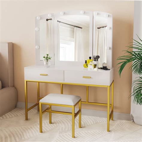 Makeup Desk With Mirror