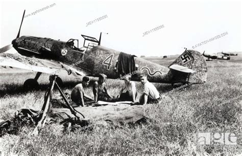 A Luftwaffe Messerschmitt Bf 109e 1 And Pilot Of 8jg2 Richthoffen
