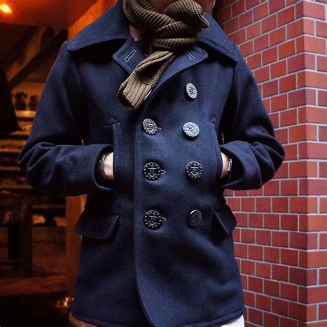 С чем носить бушлат морской (65 фото)