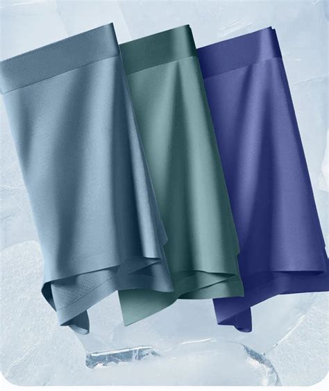 Mens Seamless Ice Silk Boxer Briefs Breathable Antibacterial Comfor