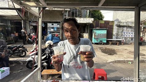 Cerita Terkini Faiz Tosal Penjual Bubur Yang Pernah Viral Jago Bahasa