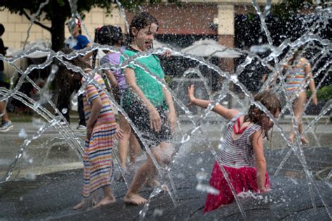 夏末熱浪襲美 3800萬人處於高溫警報下 芝加哥 美國 大紀元