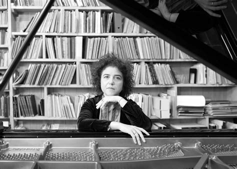 Flights Of The Angakok — Nederlands Kamerkoor Lera Auerbach