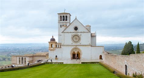 Self Guided Walking Tour Of Assisi Italy Year