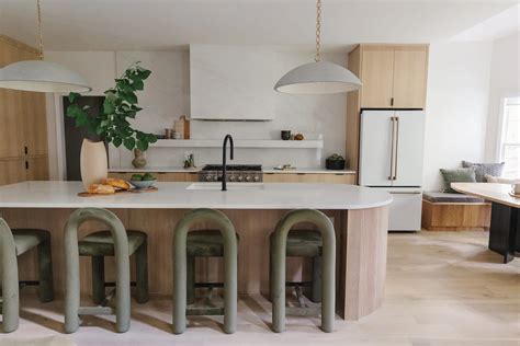 Quartz Vs Quartzite Choosing Luxury Countertop Materials Lucciare