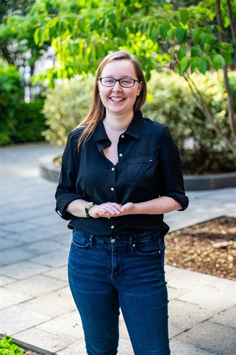 Halina Malik On Twitter How Broudermedia Makes You Look In Photos Vs How You Actually Look