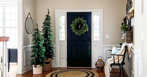 Festive Foyer Ideas How To Decorate Your Entryway For Christmas