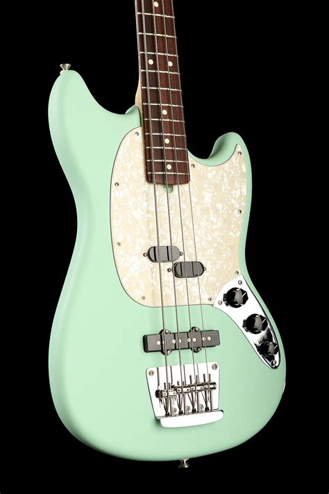 Fender American Performer Mustang Bass