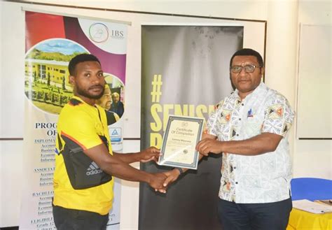Students Receive Servant Leadership And Good Values Certificates