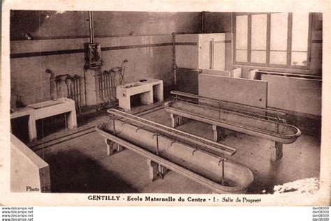 Gentilly 94 Gentilly Ecole Maternelle Du Centre La Salle De Proprete