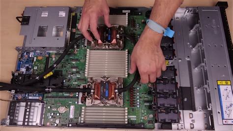 Lenovo Thinksystem Sr665 V3 Removing A Dwcm Youtube