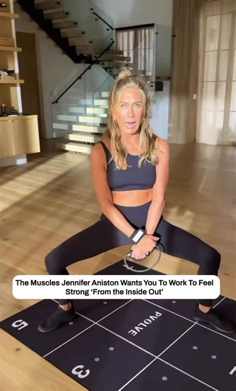 Jennifer Aniston Flashes Her Rock Hard Abs In A Sports Bra And Skintight Leggings During A