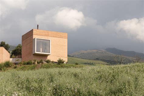 Diez Muller Settles Concrete House Into Andean Landscape