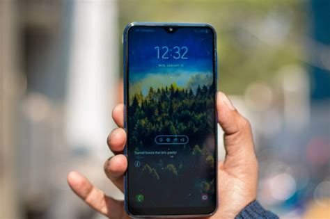 Samsung Galaxy M10 Review with Pros and Cons: Should You Buy? Smartprix