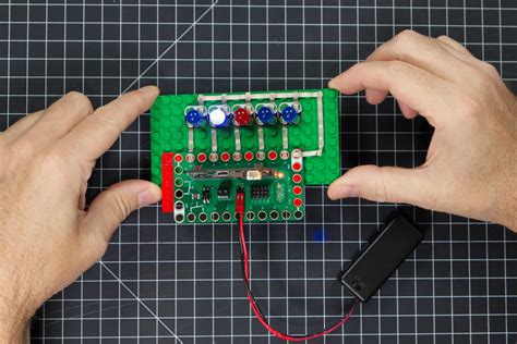 Simple Level With Crazy Circuits RasterWeb