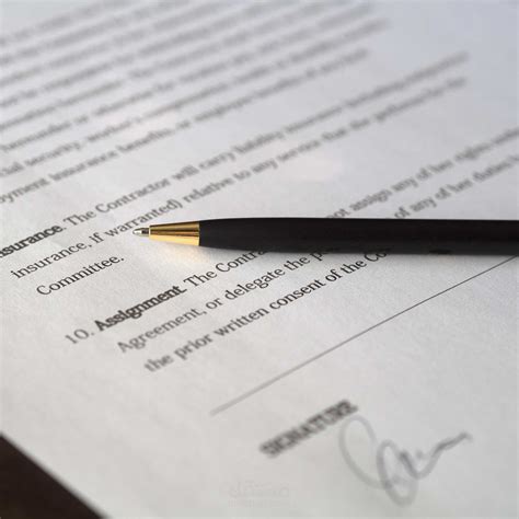 Drafting Contracts In English Language مستقل