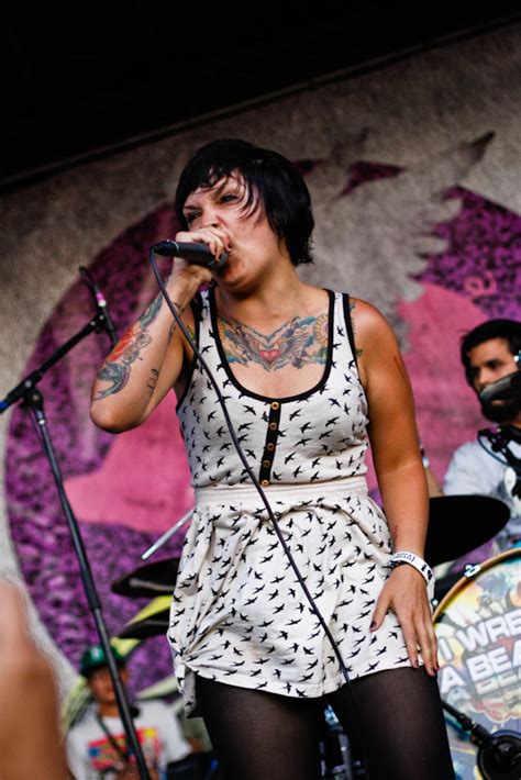 Krysta Cameron Pictures