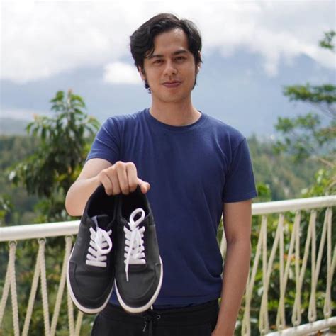 9 Latest Photos Of Surya Sahetapy Son Of Dewi Yull And Ray Sahetapy