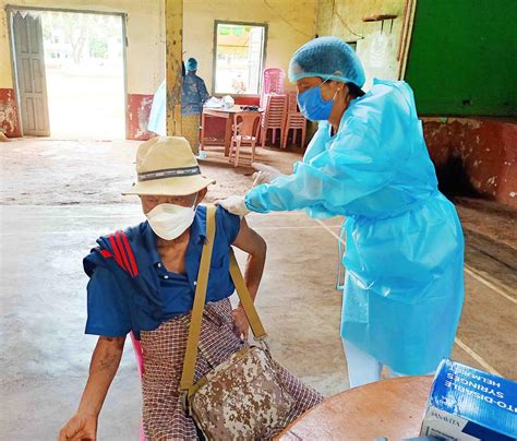 ဆီဆိုင်မြို့၌ ဒုတိယအကြိမ် ကိုဗစ် ၁၉ ရောဂါကာကွယ်ဆေးဆက်လက်ထိုးနှံပေး