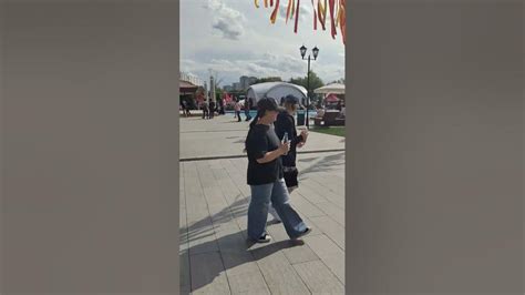 Сколько такой чемодан стоит?) #деньиндии #шортс #shorts #short # ...