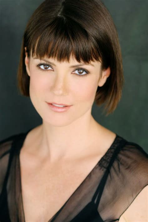 Zoe Mclellan With Short Hair In Black Top Zoe Star Trek Kelly Ncis
