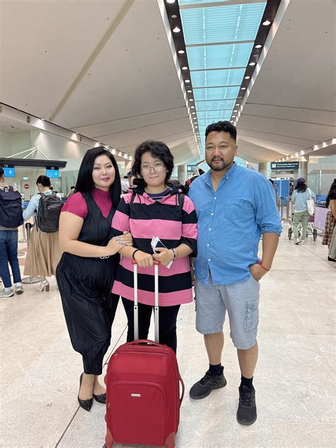 Tsoomoo Ээж хүний их чухал ажлын нэг хүүхдүүдээ албанд нь бэлдэж мордуулах Дөрвөн сайхан үрээ