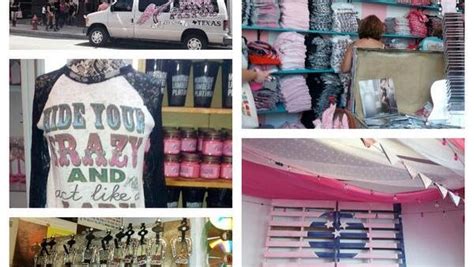 Miranda Lambert Brings Pink Pistol Pop Up To Nashville