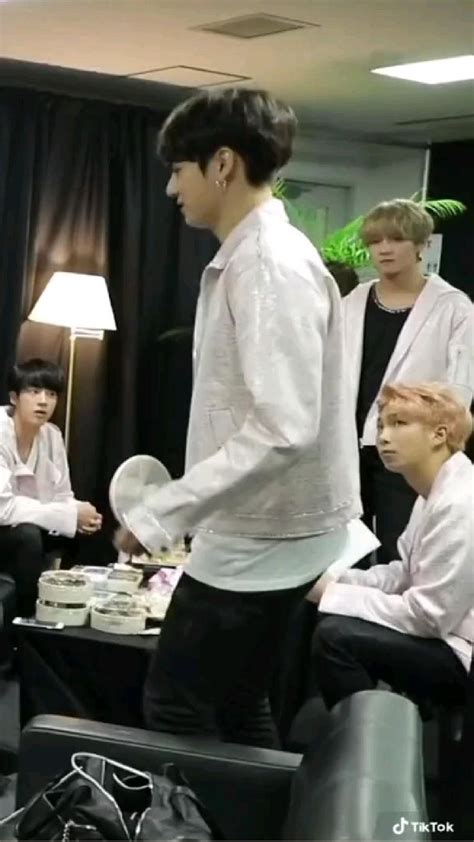 Pin On Jungkook Jk Jeon Jungkook Bts Jung Kook