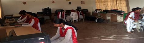 Computer Lab GARGI SHIKSHAK PRASHIKSHAN MAHAVIDYALAYA