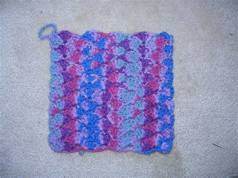 Ravelry Shell Dishcloth Pattern By Yarn Nook