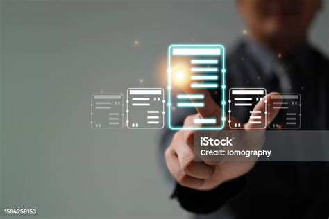 온라인 비즈니스 디지털 문서 관리 종이 없는 사무실 비즈니스 계약 개념 서명 가상현실에 대한 스톡 사진 및 기타 이미지 가상현실 경영자 계약서 Istock