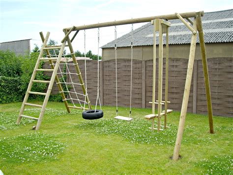 Speeltuigen En Houten Schommels Alfa Construct