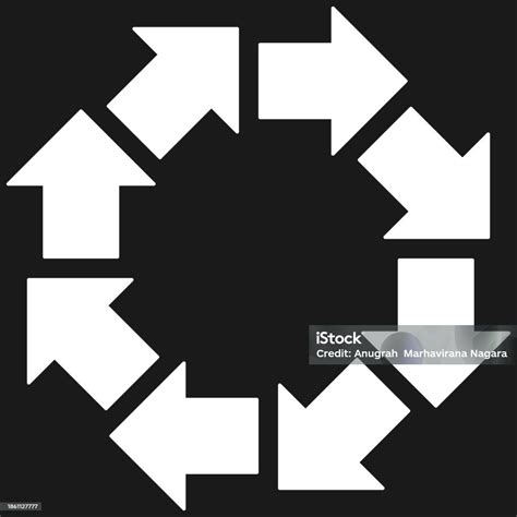 Ilustración De Flecha Circular Giratoria Y Más Vectores Libres De Derechos De Colección